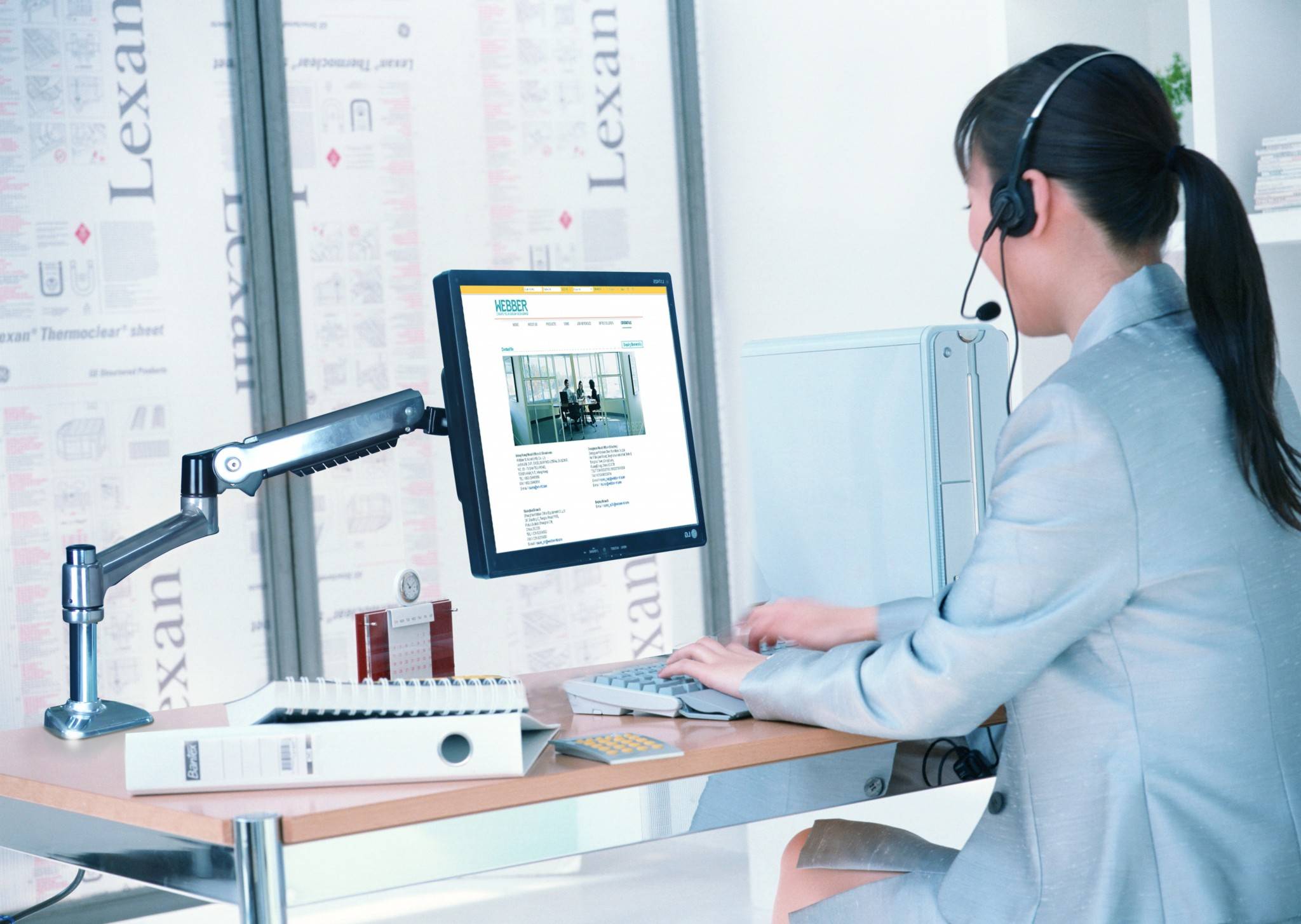 Desk & Wall Mount LCD Arm | Desk & Wall Mount LCD Arm | Webber