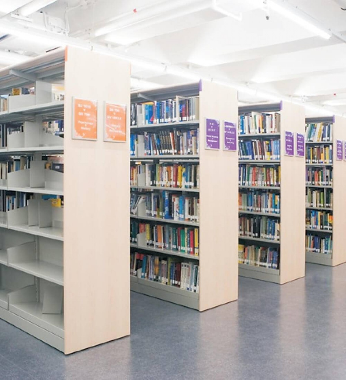 图书架 | 图书馆 | Webber